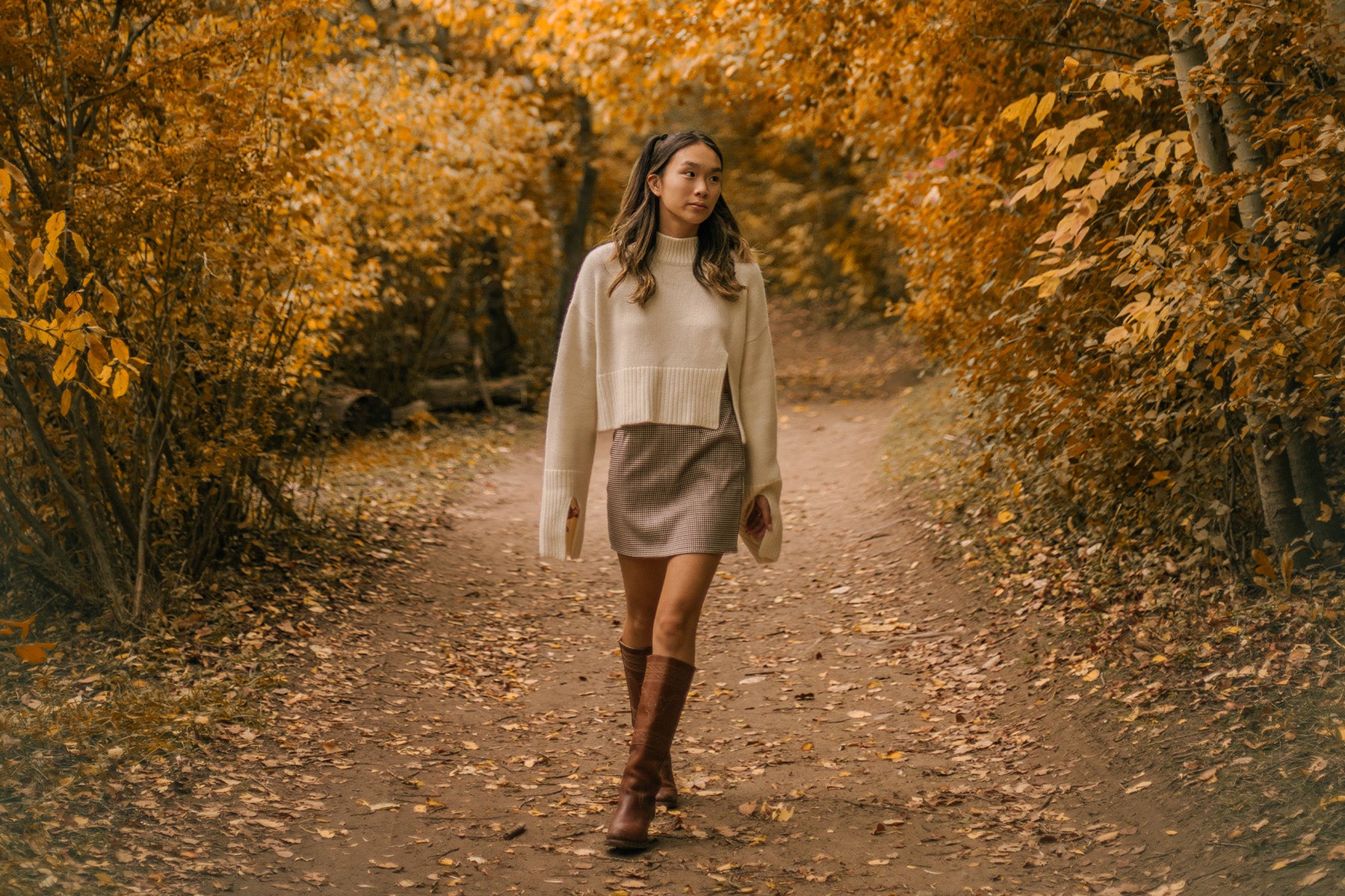 Women's Autumn Style Guide - Embracing the Cosy Layers – Peper Harow